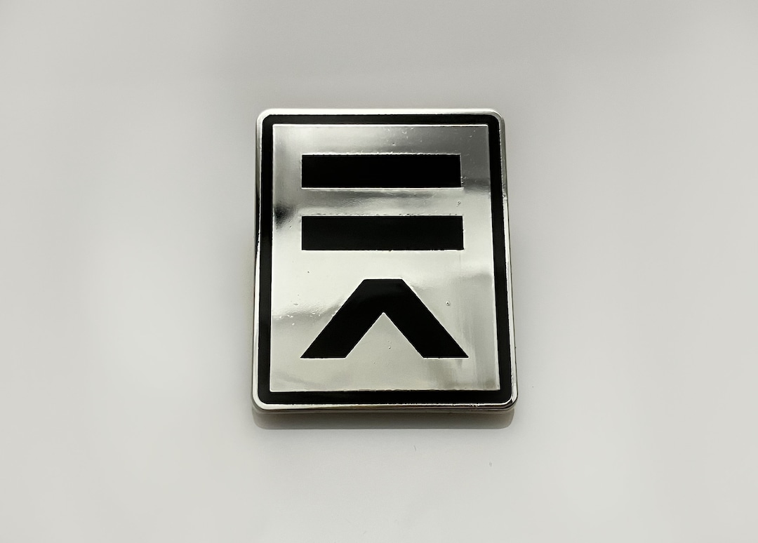 Hard Enamel Pin - Metal Strade Patch - Etsy