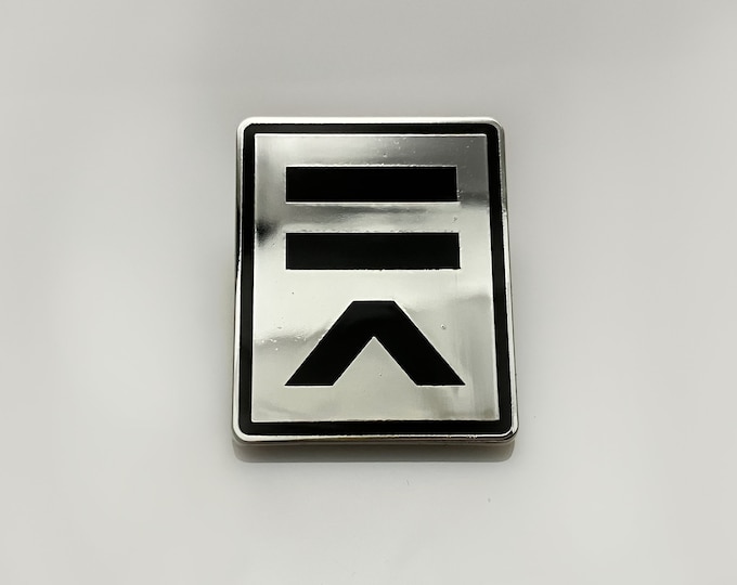 Hard Enamel Pin - Metal Strade Patch - Etsy