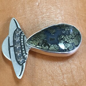 Spaceship Pin - Etsy