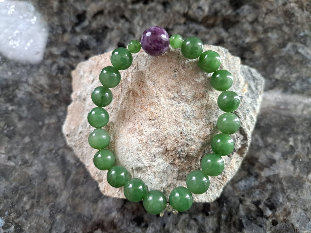 Chatoyant Green Nephrite and Charoite Bracelet - Etsy