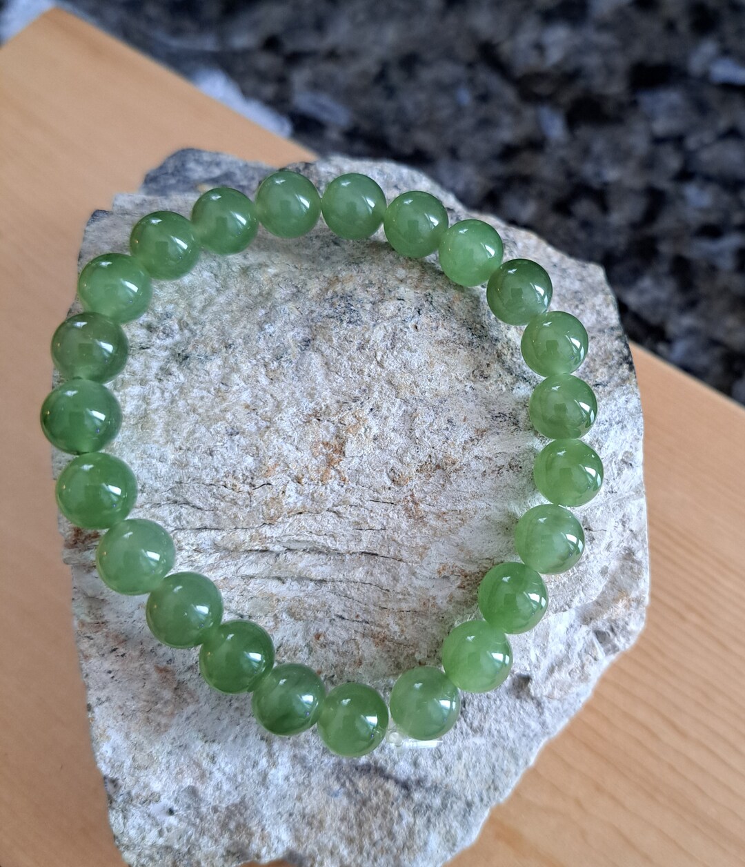 Siberian Green Chatoyant Nephrite Bracelet - Etsy