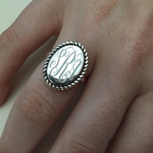 Sterling Silver Monogrammed Ring Round With Rope Edge - Etsy