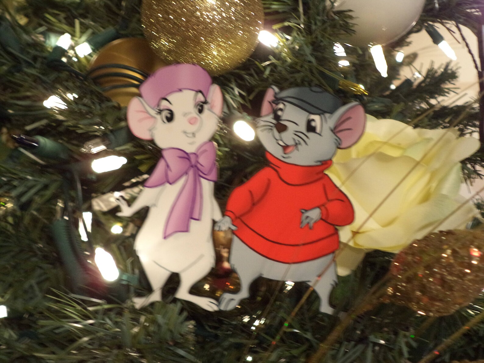 The Rescuers Bernard & Miss Bianca Cutout | Etsy
