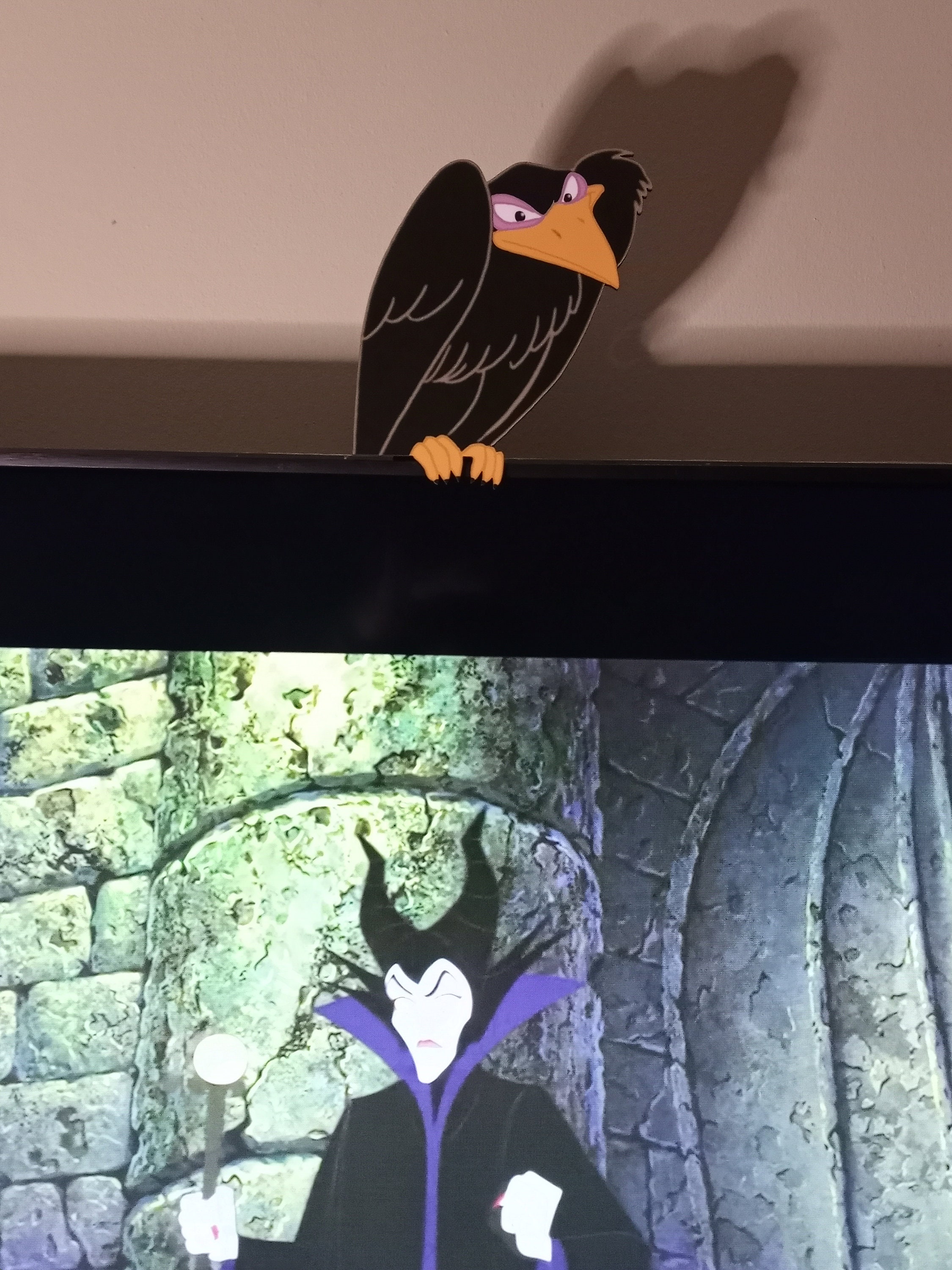 Diablo the Raven TV / Computer Monitor Peeking Pal - Etsy