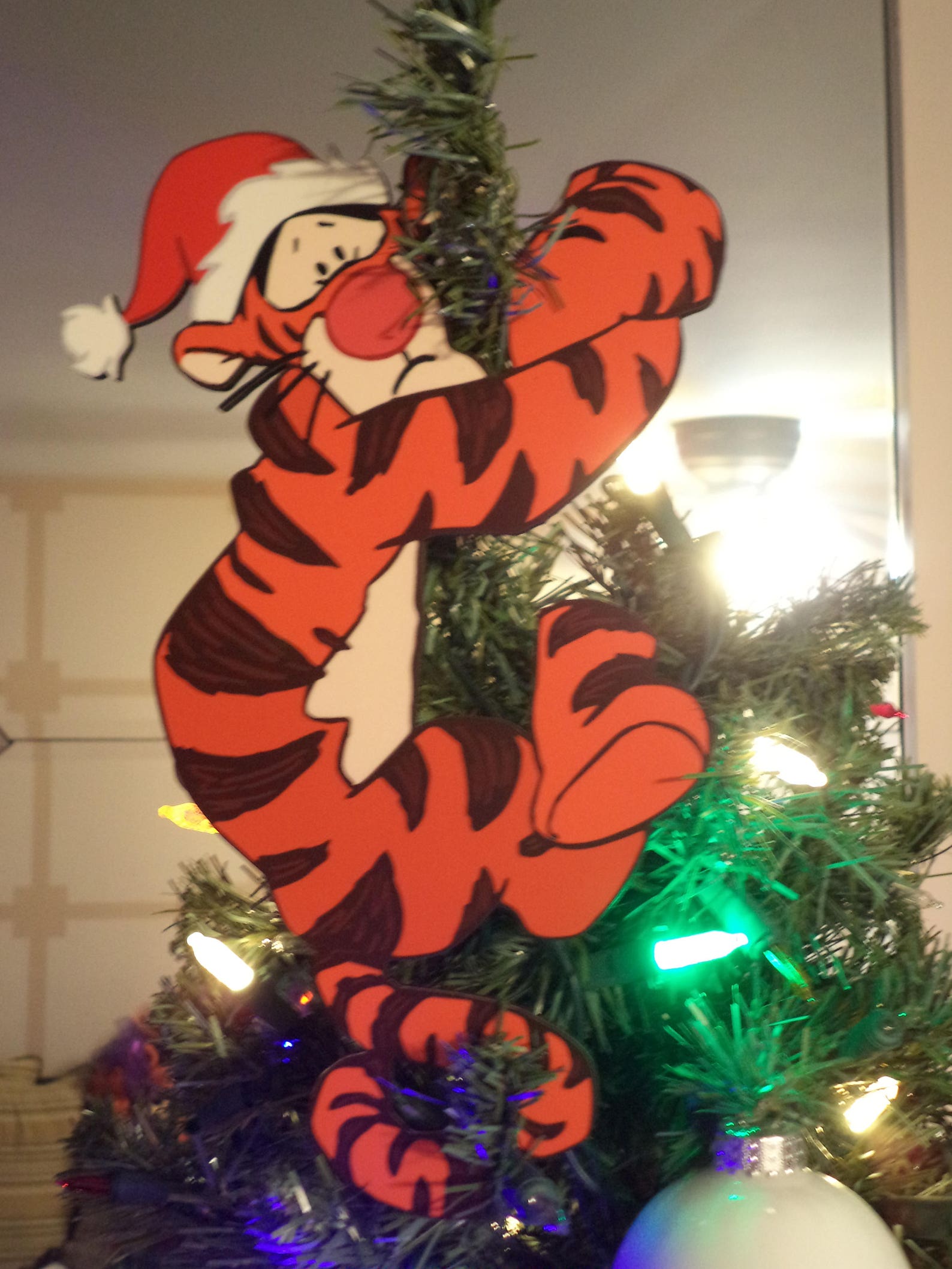 Terrified Tigger-ific Tree Topper - Etsy