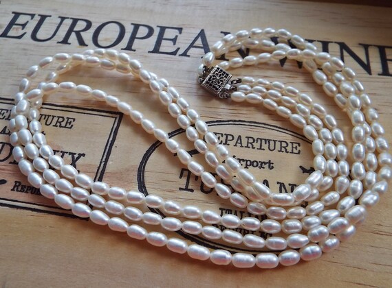 Freshwater Pearl White Triple Strand Estate Necklace Gem