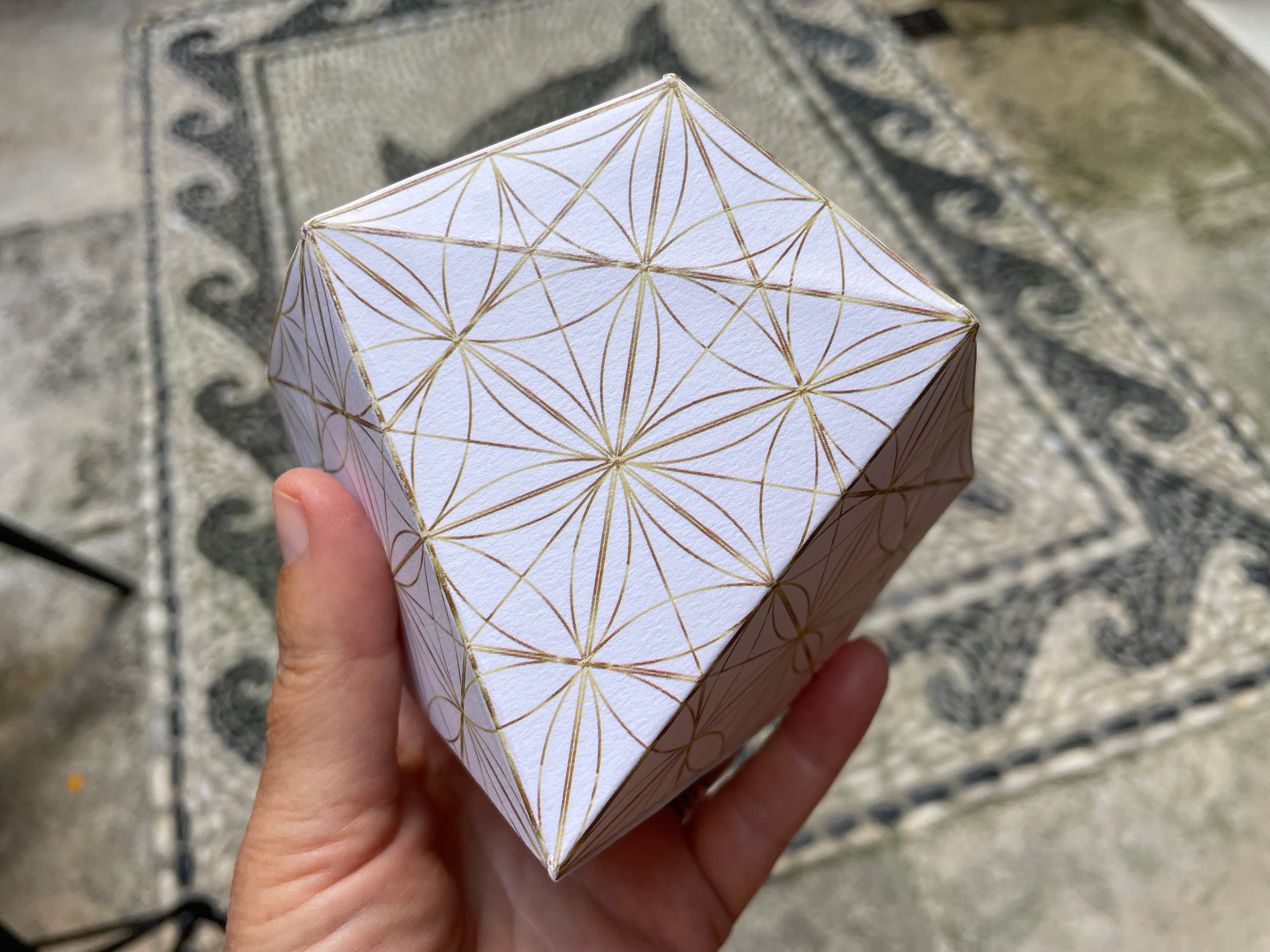 Deltoid Paper Model-3d Papercraft DIY Template-printable Gold Décor ...