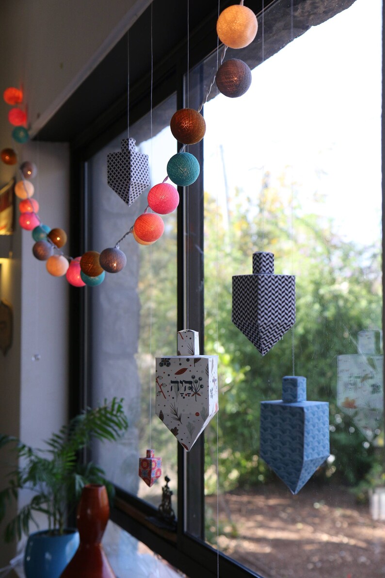 Hanukkah Paper Craft Dreidel Decorations-6 Printable DIY Dreidel ...