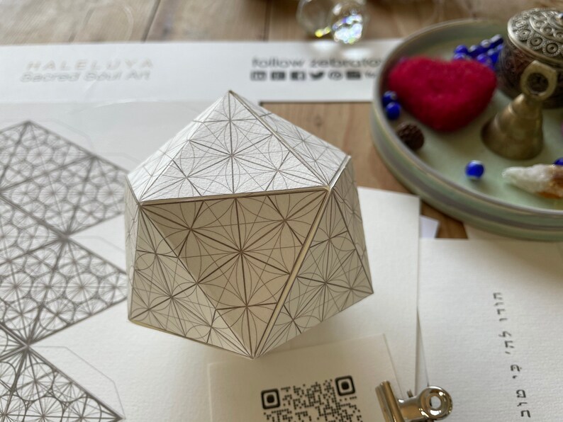 Icosahedron 3D Papercraft Template Pdf-platonic Solids-printable ...