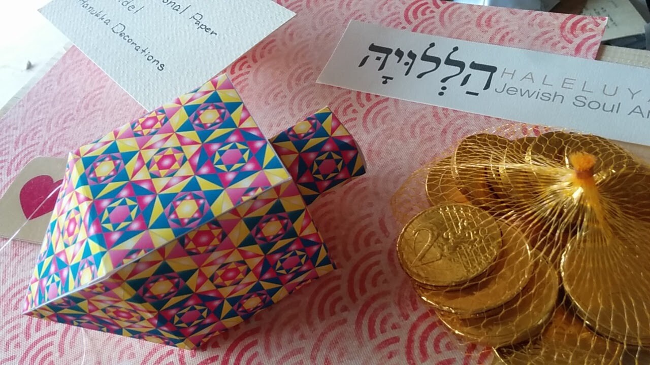 Paper Craft Dreidel Hanukkah Decorations-octahedrons Seamless - Etsy