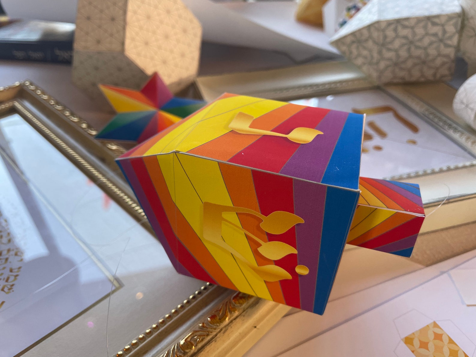 Hanukkah Dreidel Paper Craft Gift Box Template-3d - Etsy