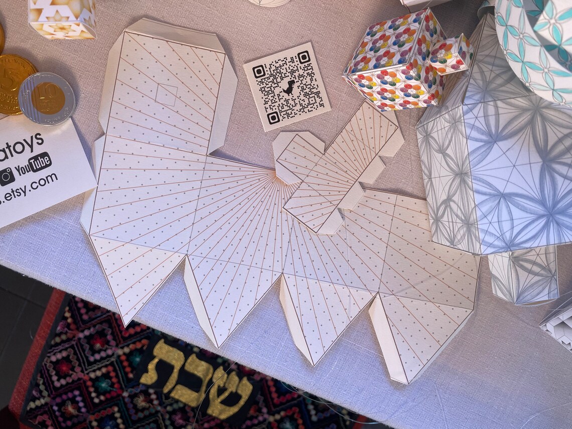 Blank Dreidel Hanukkah Paper Craft Gift Box Template-3d - Etsy