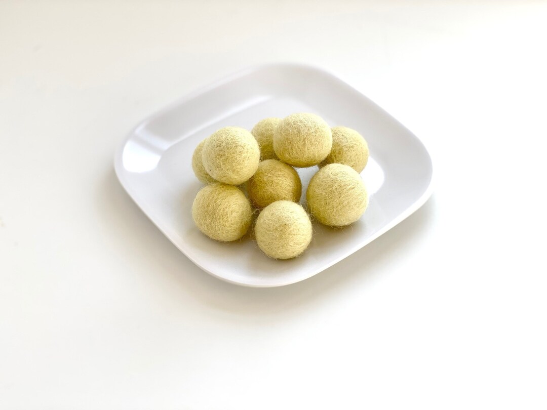 Pastel Yellow "straw" Felt Balls - 2.5 Cm Felted Wool Balls - Wholesale ...