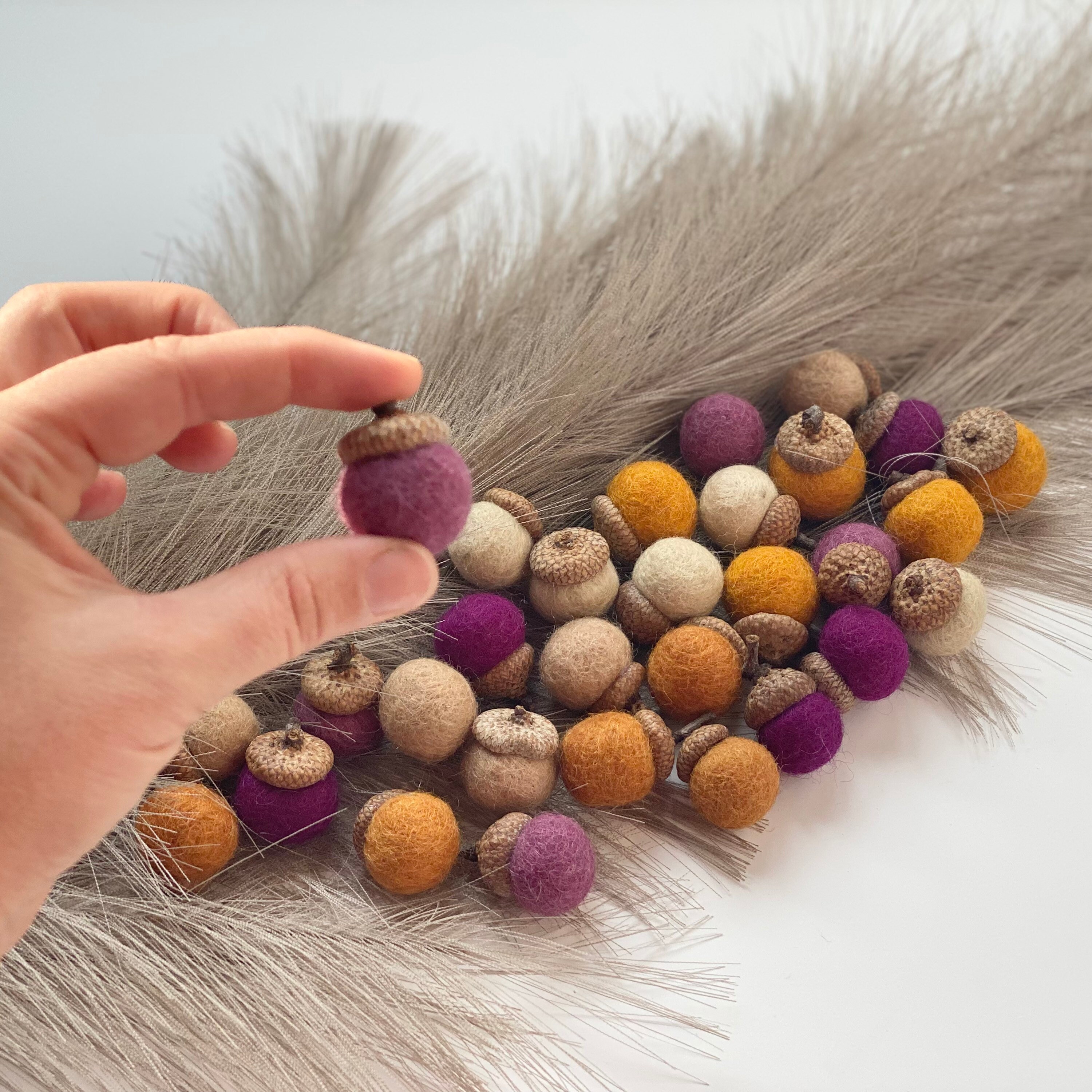 Customizable Wool Acorns - Thanksgiving Needle Felted Acorn Ornaments ...