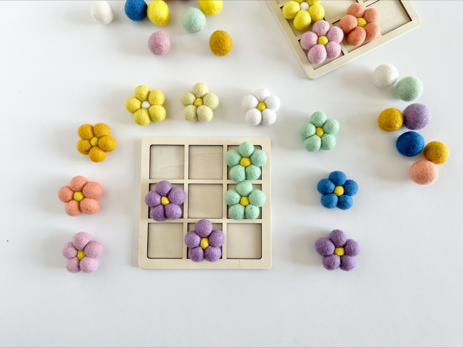 Floral Tic Tac Toe Set - Daisy Easter Basket Gift - Wool Flowers or ...
