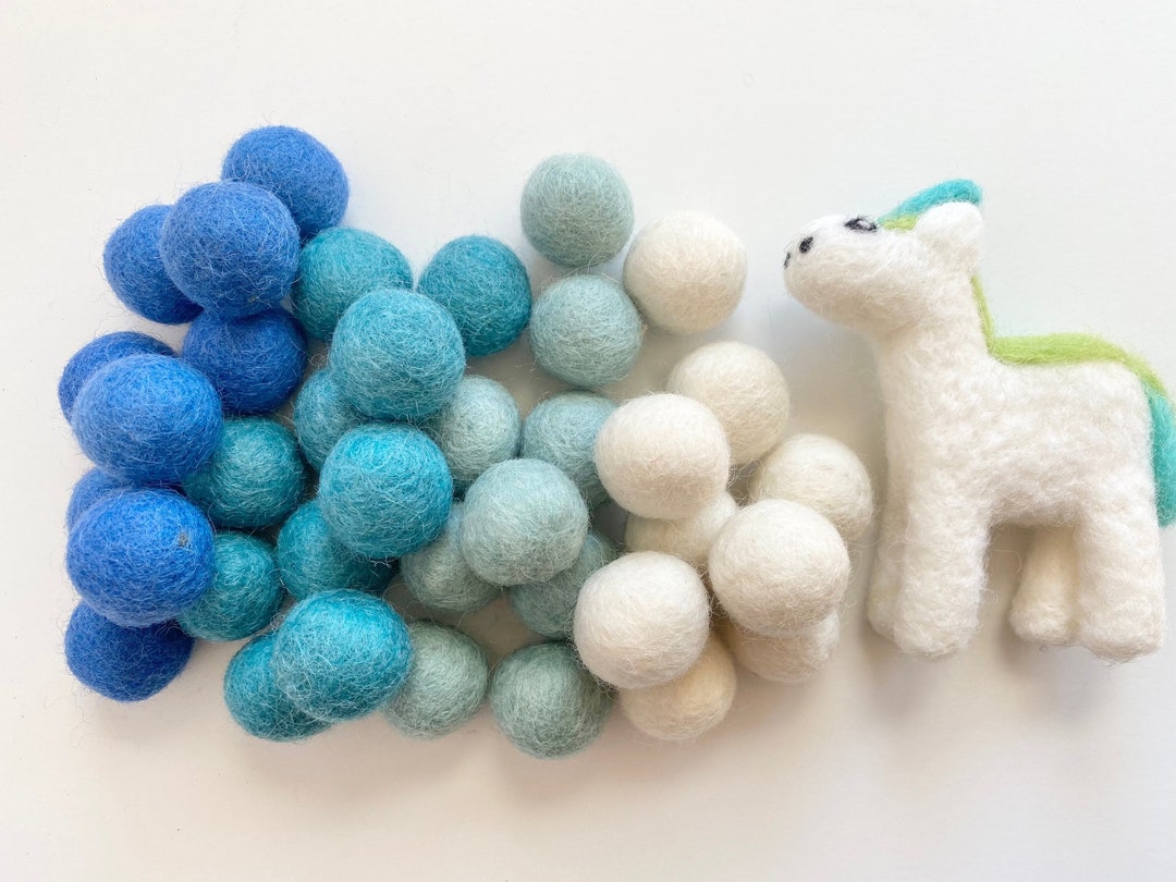 Customizable Blue Gradient Felt Balls - 2.5 Cm Felted Wool Ball for ...