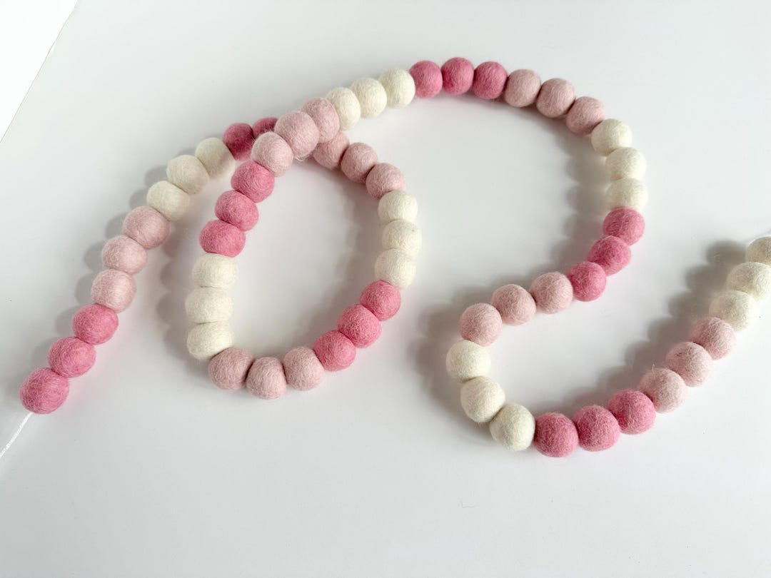 Customizable Pink Ombre Color Blocking Garland - Pink Peony White 2.5cm ...