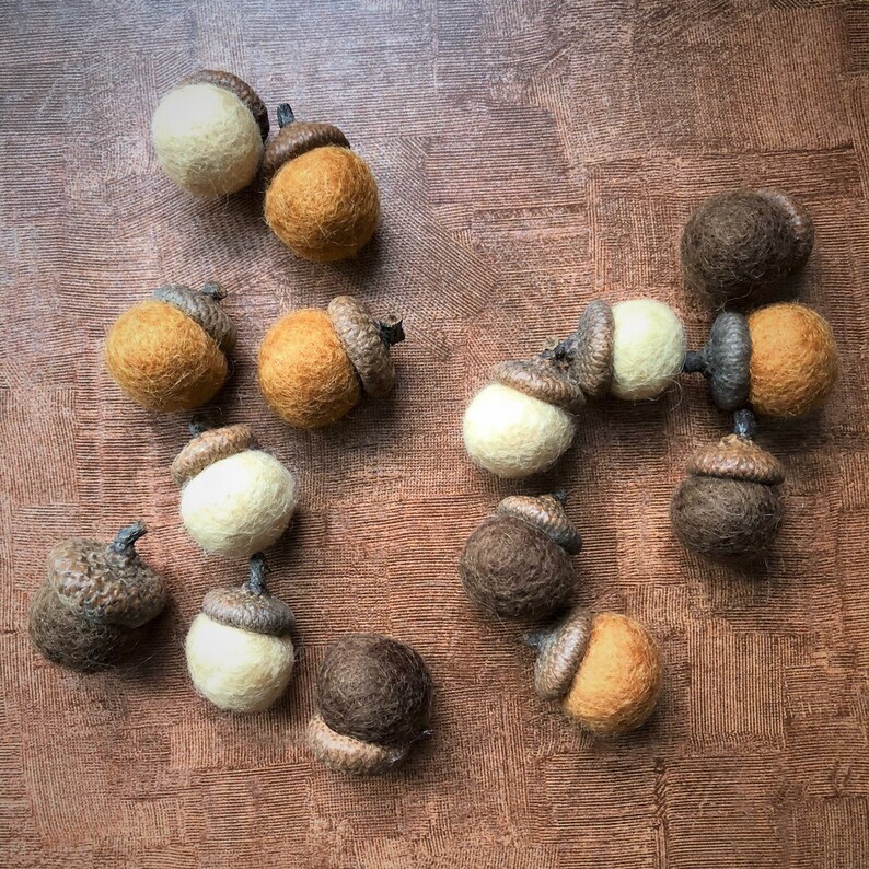 Customizable Brown Wool Acorns Thanksgiving Decor Needle | Etsy