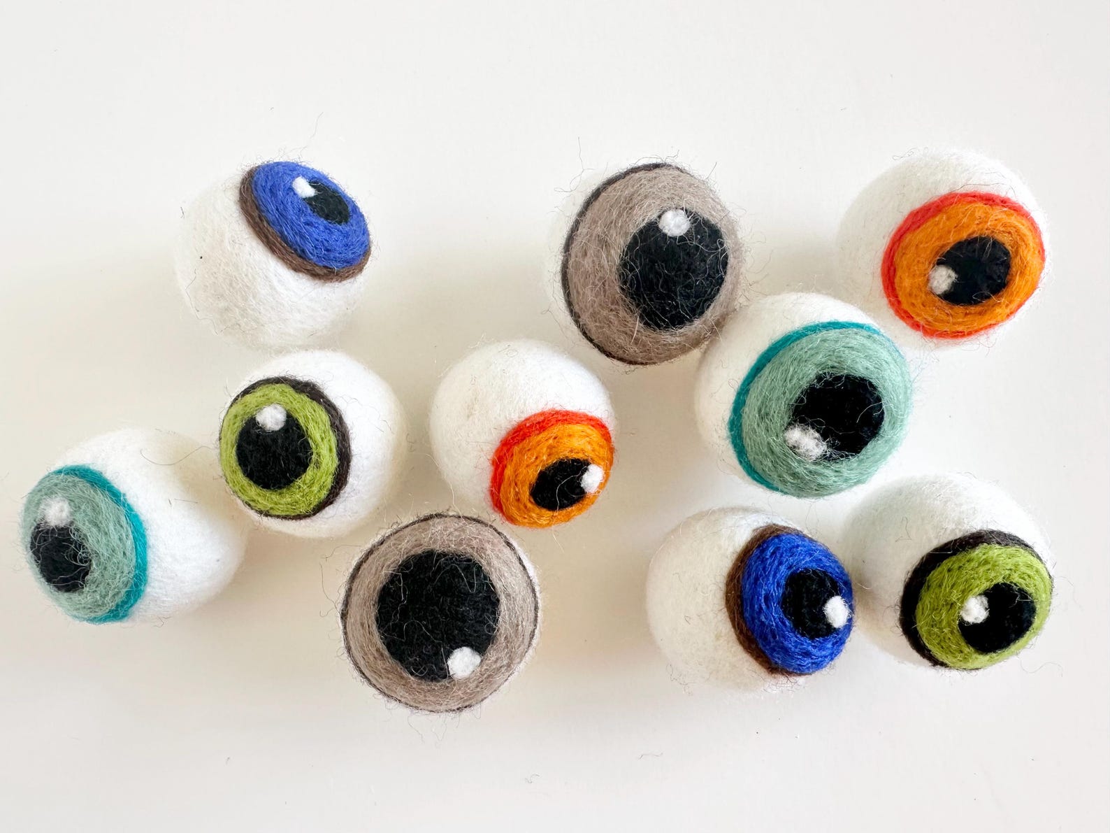 Wool Felt Eye Ball - Green, Blue or Gray Eye - Handmade Felted ...