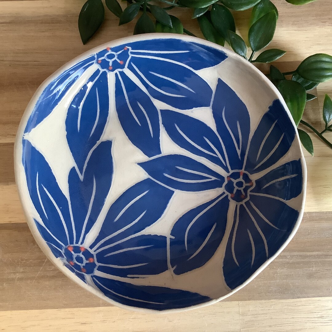 Handmade Stoneware Sgraffito Blue Flower Snack Pie Dessert Decorative ...
