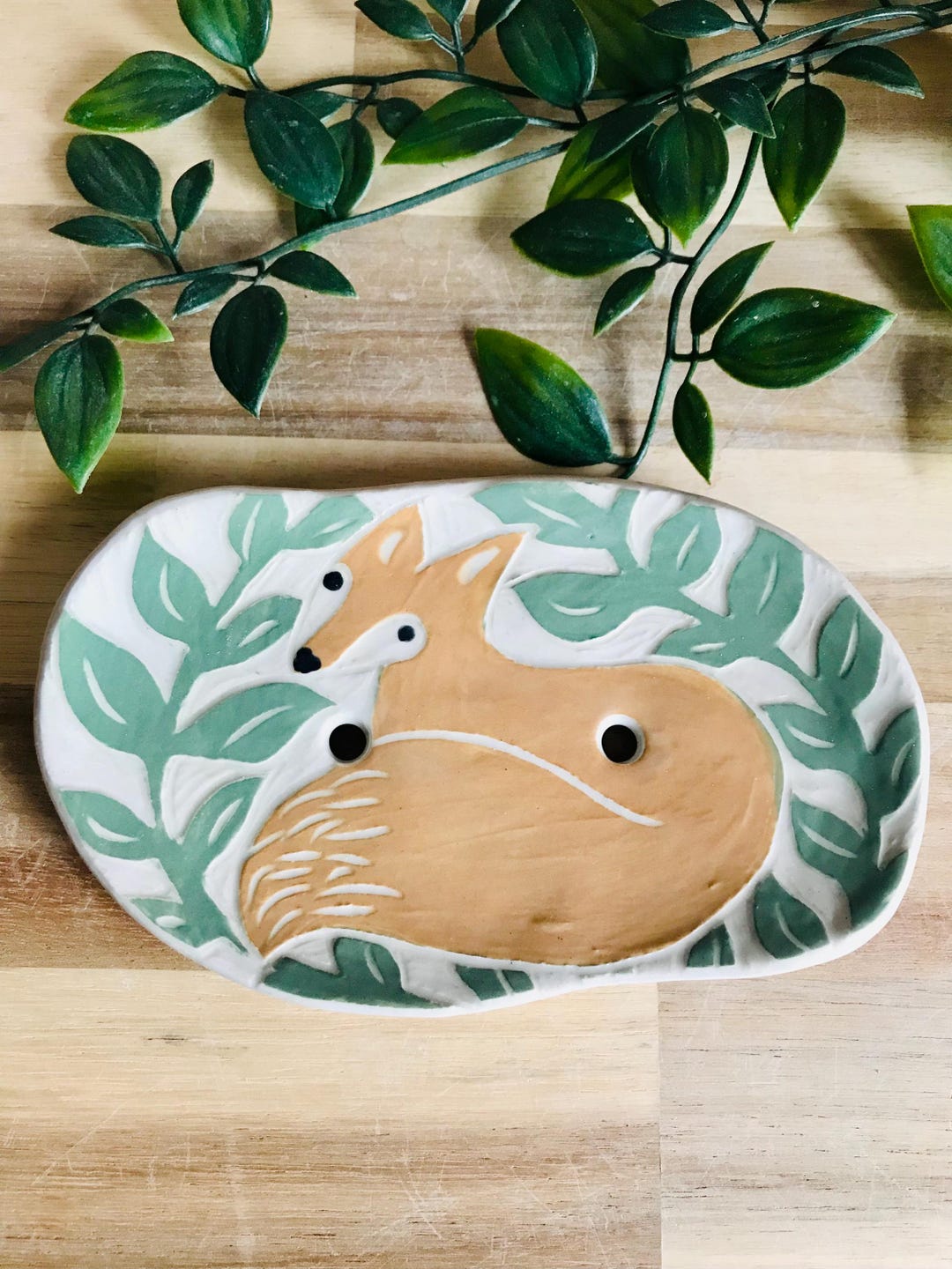 Handmade Stoneware Sgraffito Green Leaf and Fox Soap Dish - Etsy