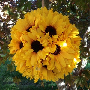 Sunflower Kissing Ball - 10 Inches, Sunflower Ball, Sunflower Pomander ...