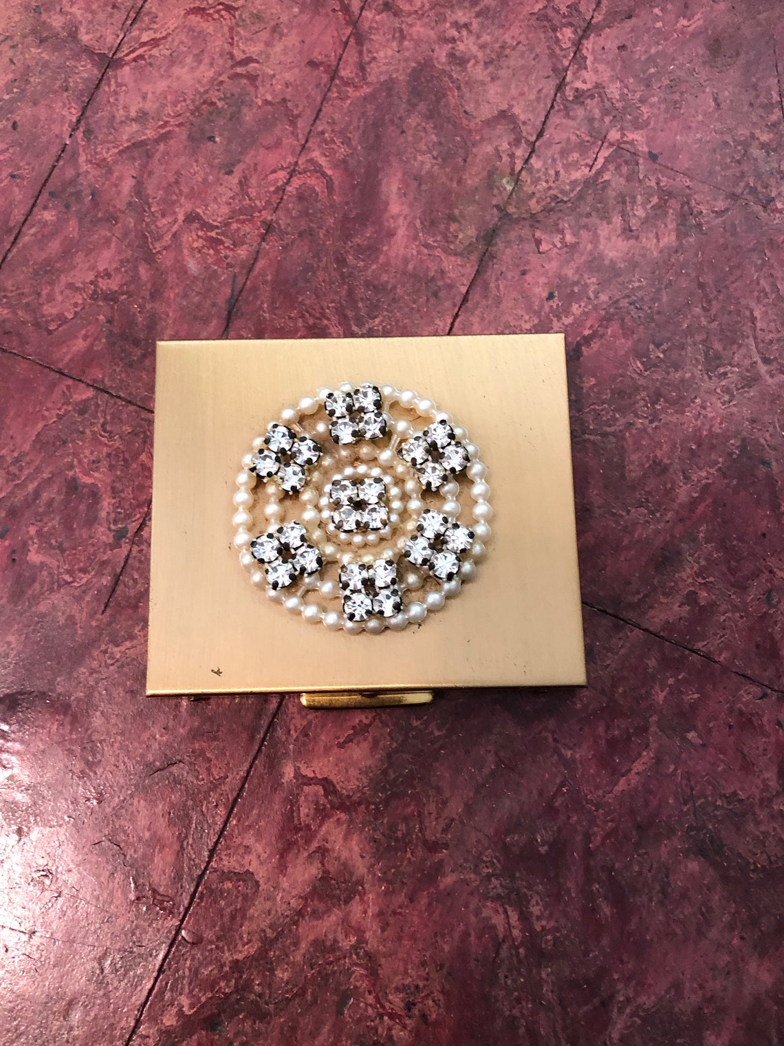 1950s Vintage JEWELED COMPACT Powder Compact Faux Pearls & | Etsy