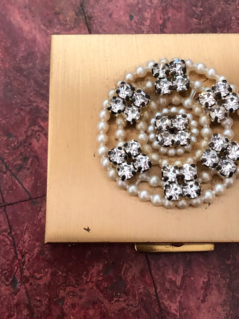 1950s Vintage JEWELED COMPACT Powder Compact Faux Pearls & | Etsy