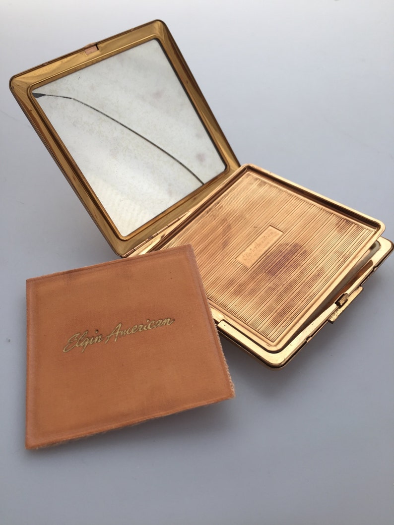 1950s Vintage ELGIN AMERICAN Powder Compact ENGRAVED Top Make-up ...