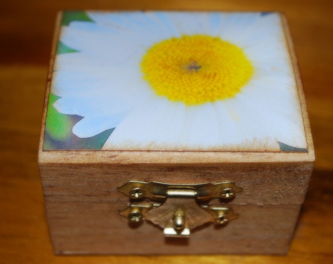 Wooden Daisy Photo Box Jewelry Box Keepsake Box Daisy - Etsy