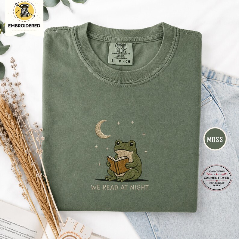 Embroidered Frog Shirt, Bookish Reading Tee, Cozy Reader Gift, Dark ...