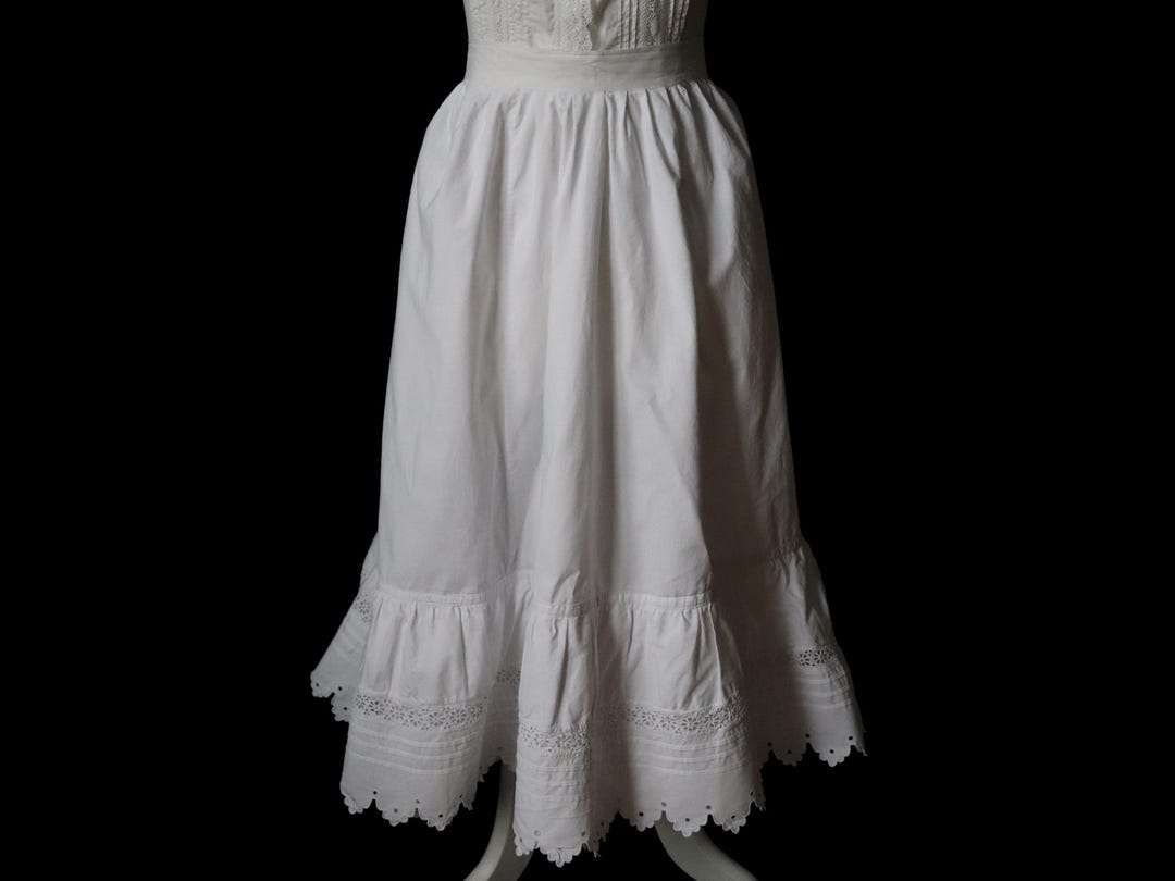 1900 Long Old Skirt (petticoat), White Cotton and Openwork Embroidery - Etsy