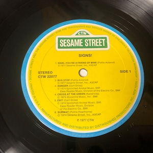 Sesame Street - Signs! - Big Bird - Sesame Street 1977 - Vintage ...