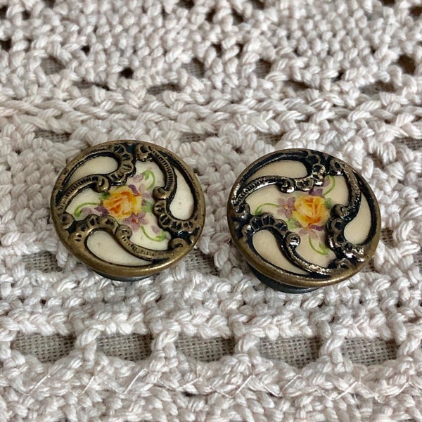 Large Floral Buttons - Etsy
