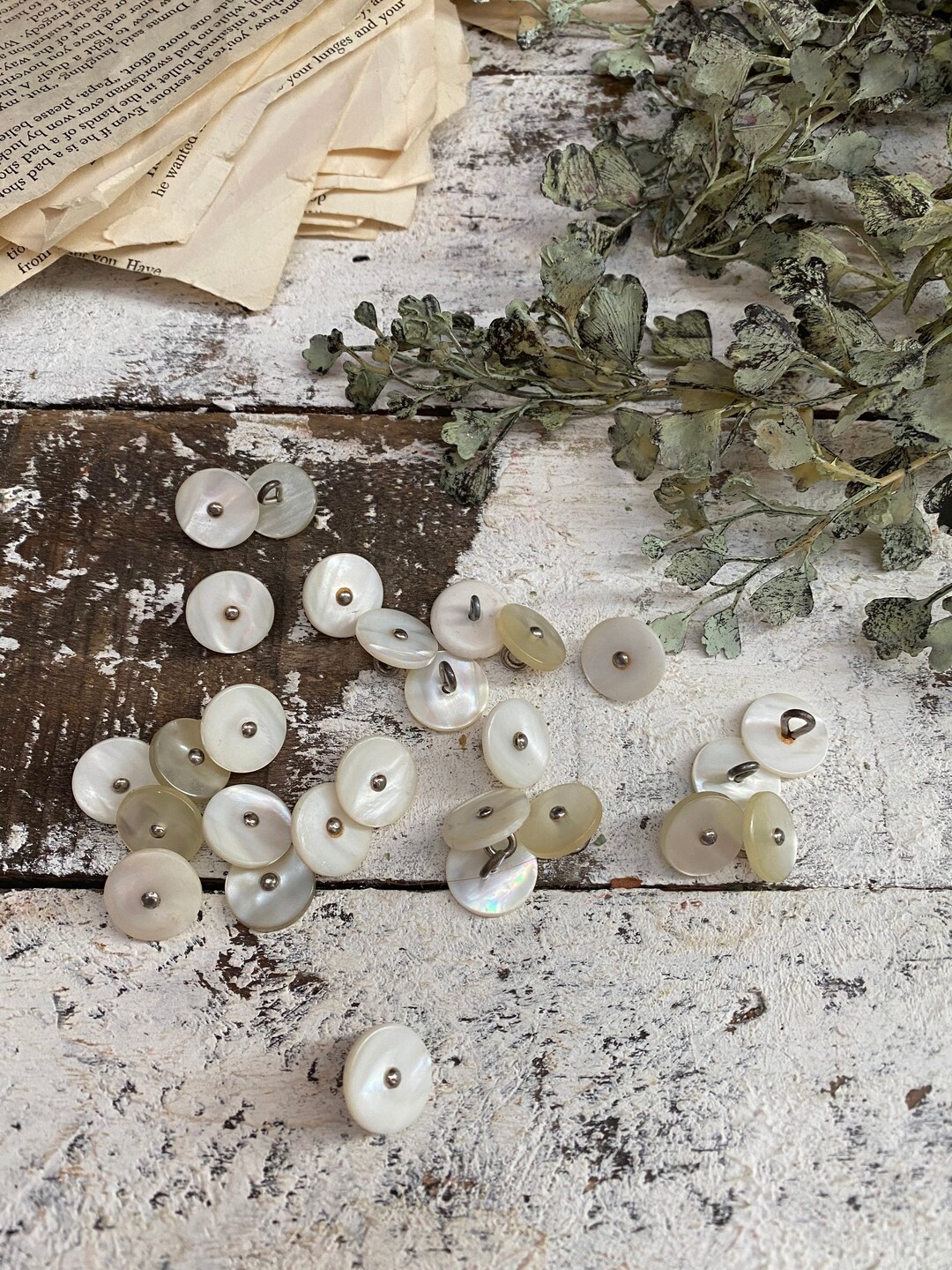 Vintage MOP Metal Center Shank Buttons Mother of Pearl Buttons - Etsy
