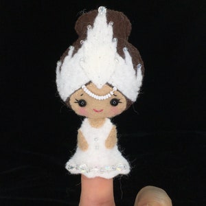 Swan Princess Finger Puppet - Etsy