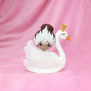 Swan Princess Finger Puppet - Etsy