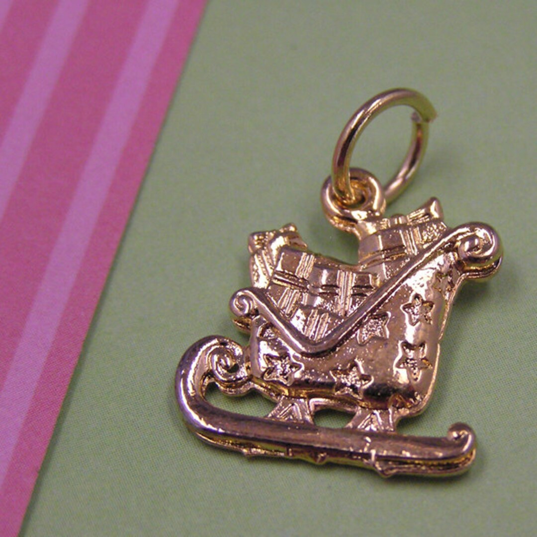 C36 Gold Santa Sleigh Charm - Gift Holiday Christmas Snow Skiing - Etsy