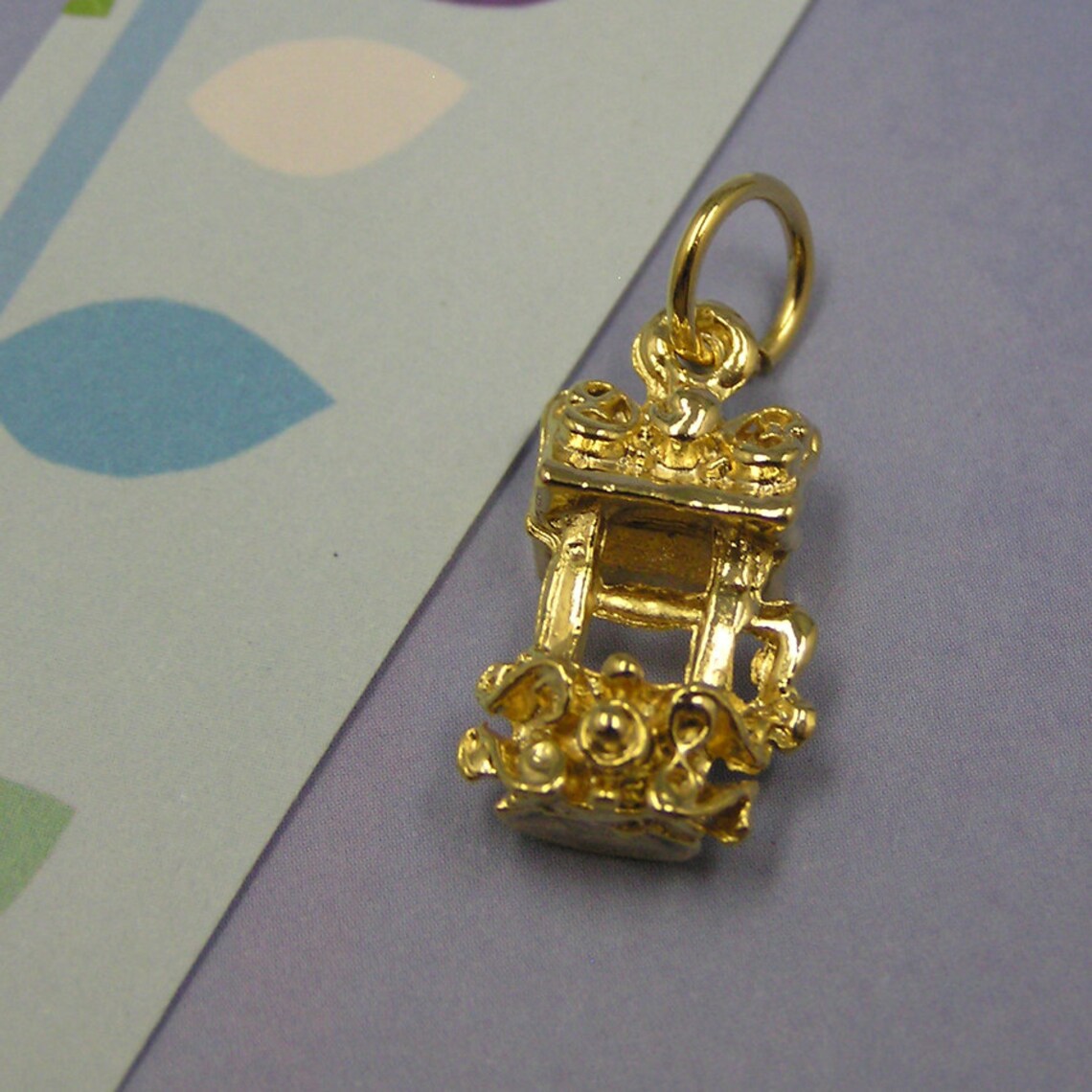 D252 Gold Wishing Well Charm (two Sided) - Make a Wish - Etsy