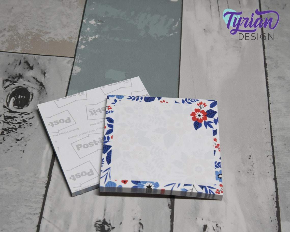 Red White & Blue Floral Post-it Notes | Flowers in Red White and Blue ...