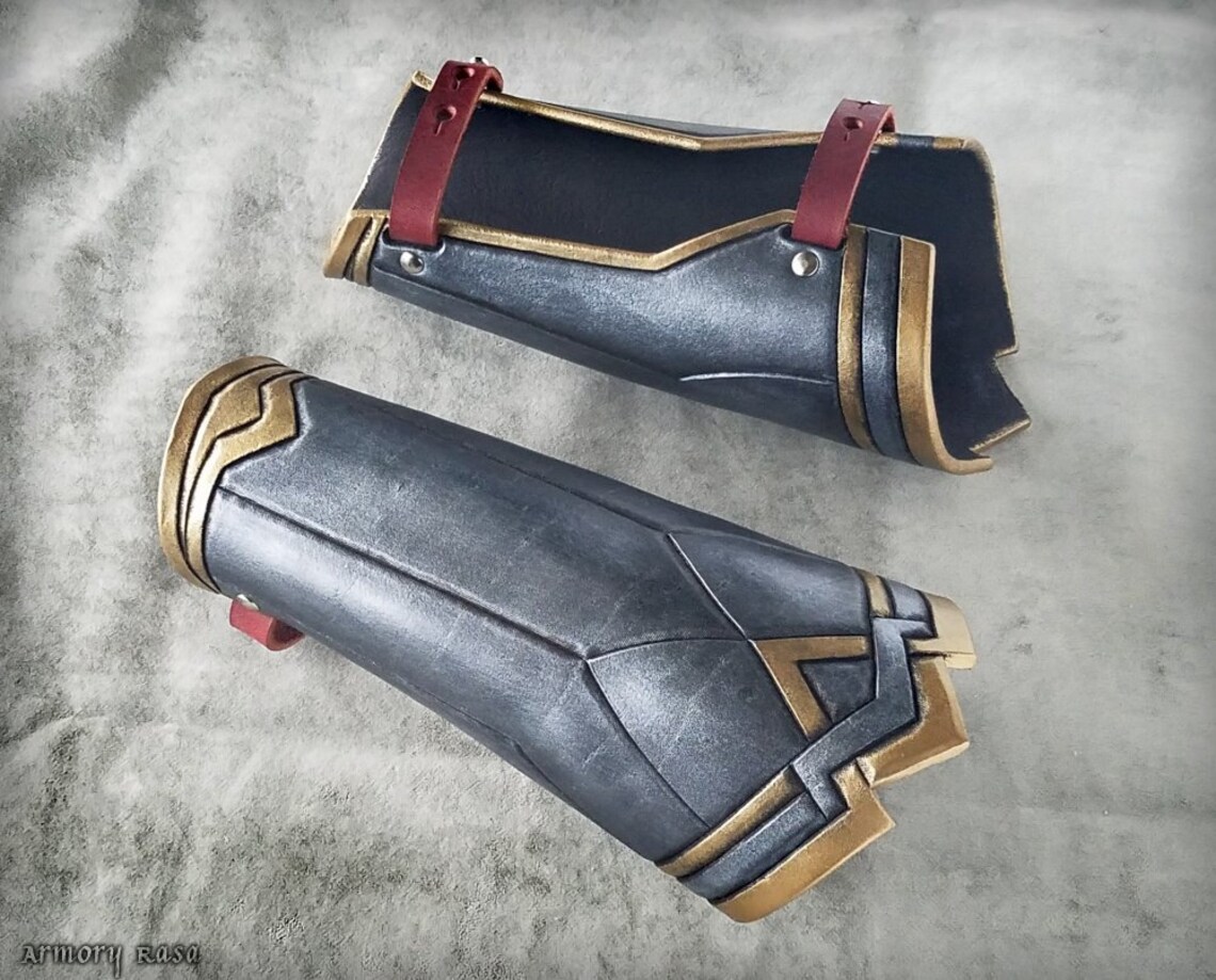 Wonder Woman Cosplay Bracers | Etsy