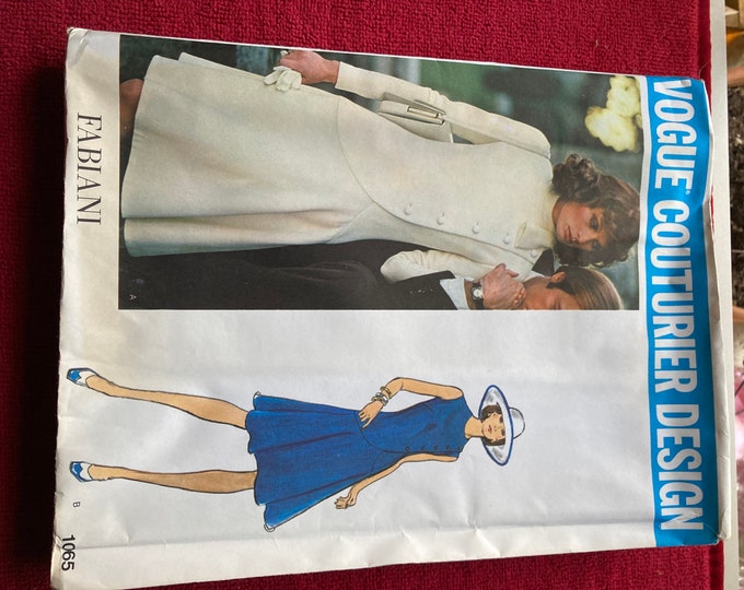 Vintage 1970's Vouge 1065 Couturier Design Fabiani Sewing Pattern Size ...