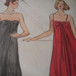 Vintage 1970's Vogue 9686 Evening Dress Sewing Pattern Size 10 Bust 32. ...