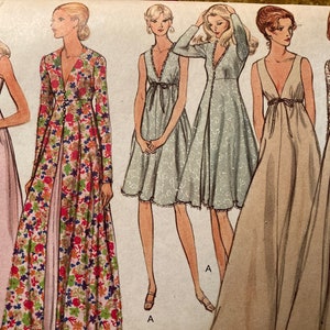 Vintage 1970's Vogue 8171 Gown and Robe Sewing Pattern Size 10 Bust 32. ...