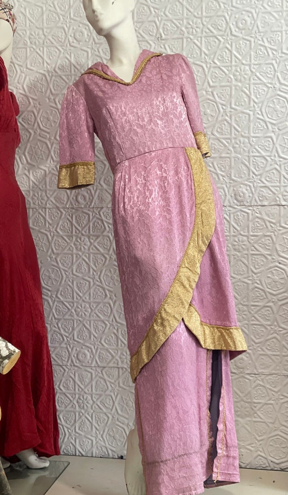 vintage renaissance theatrical - Gem