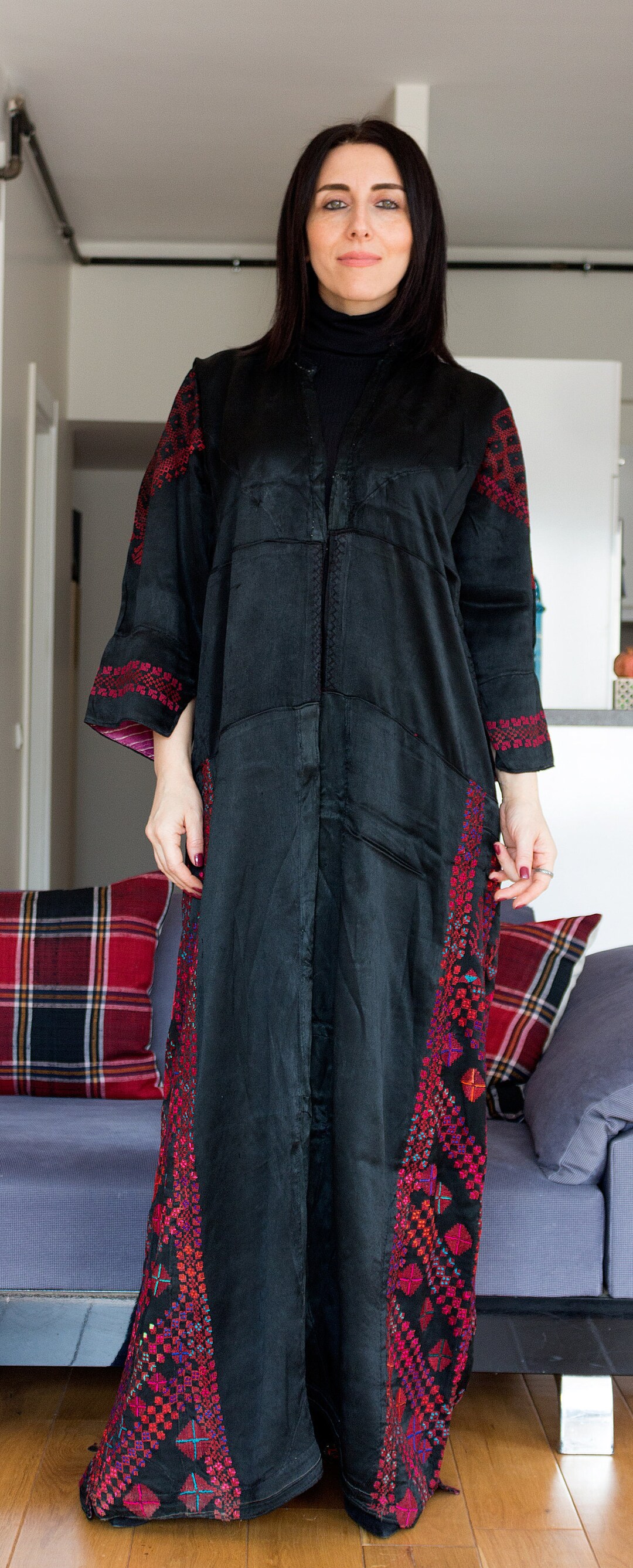 49.21" X 55.91" Vintage Wedding Robe Old Embroidered Costume Vintage ...