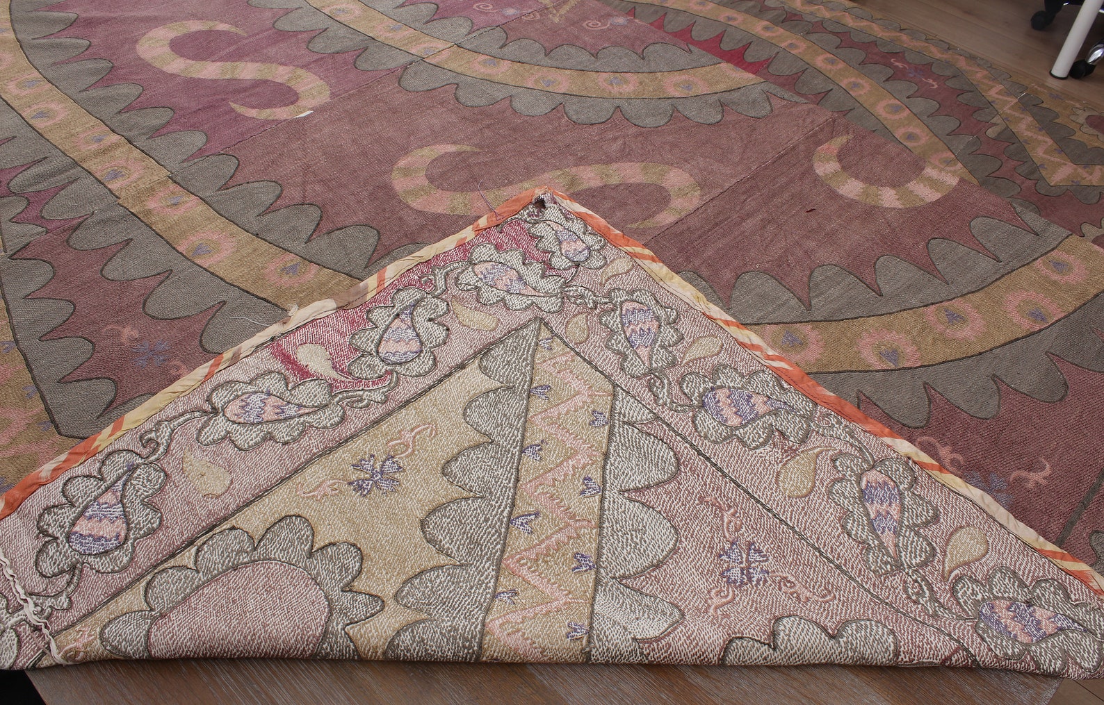 Pastel Suzani, Suzani Throw, Suzani Bedspread, 7.15' X 7.78' Suzani ...
