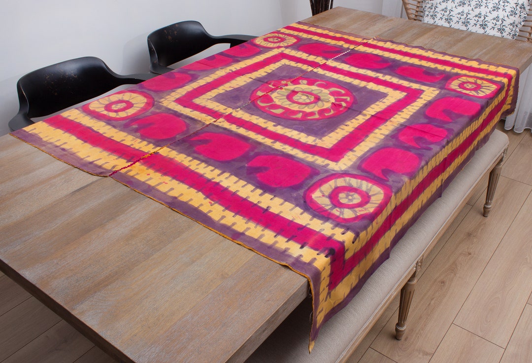 Batik, Vintage Uzbek Batik, Old Batik, 4.49' X 4.63' Uzbek Batik, Table ...