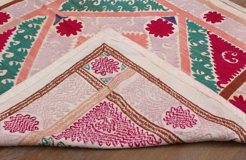 Pastel Suzani, Suzani Throw, Suzani Bedspread, 2.89' X 2.92' Suzani ...