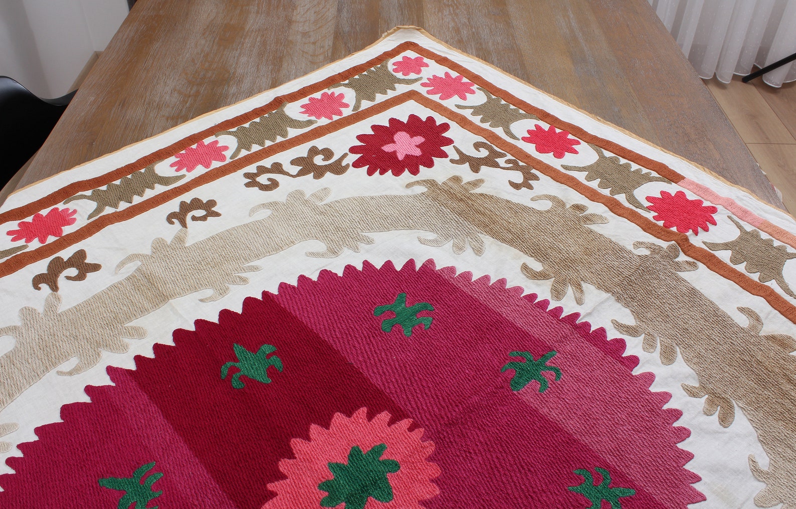Pastel Suzani, Suzani Throw, Suzani Bedspread 4.10' X 4.17' Suzani Wall ...
